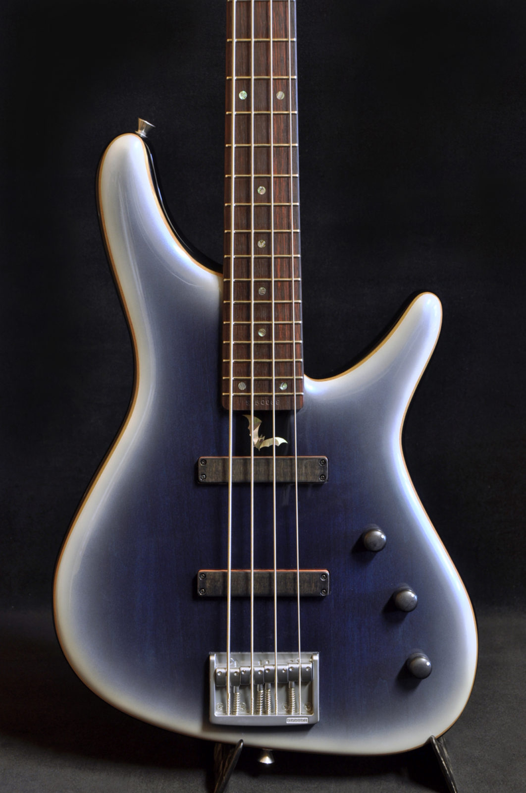 NB4 / Basses : Sugi Japan - Sugi Guitars / スギギター